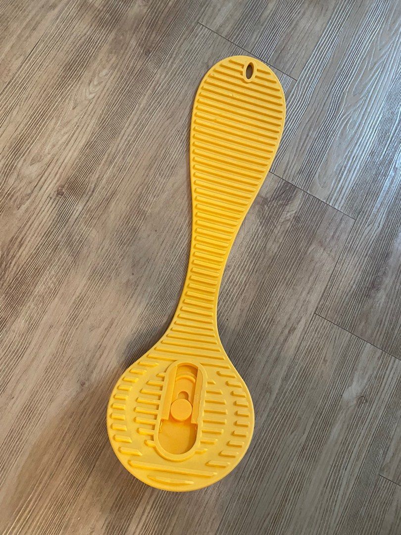 Hands Free Milk Bottle Holder, Babies & Kids, Nursing & Feeding ...