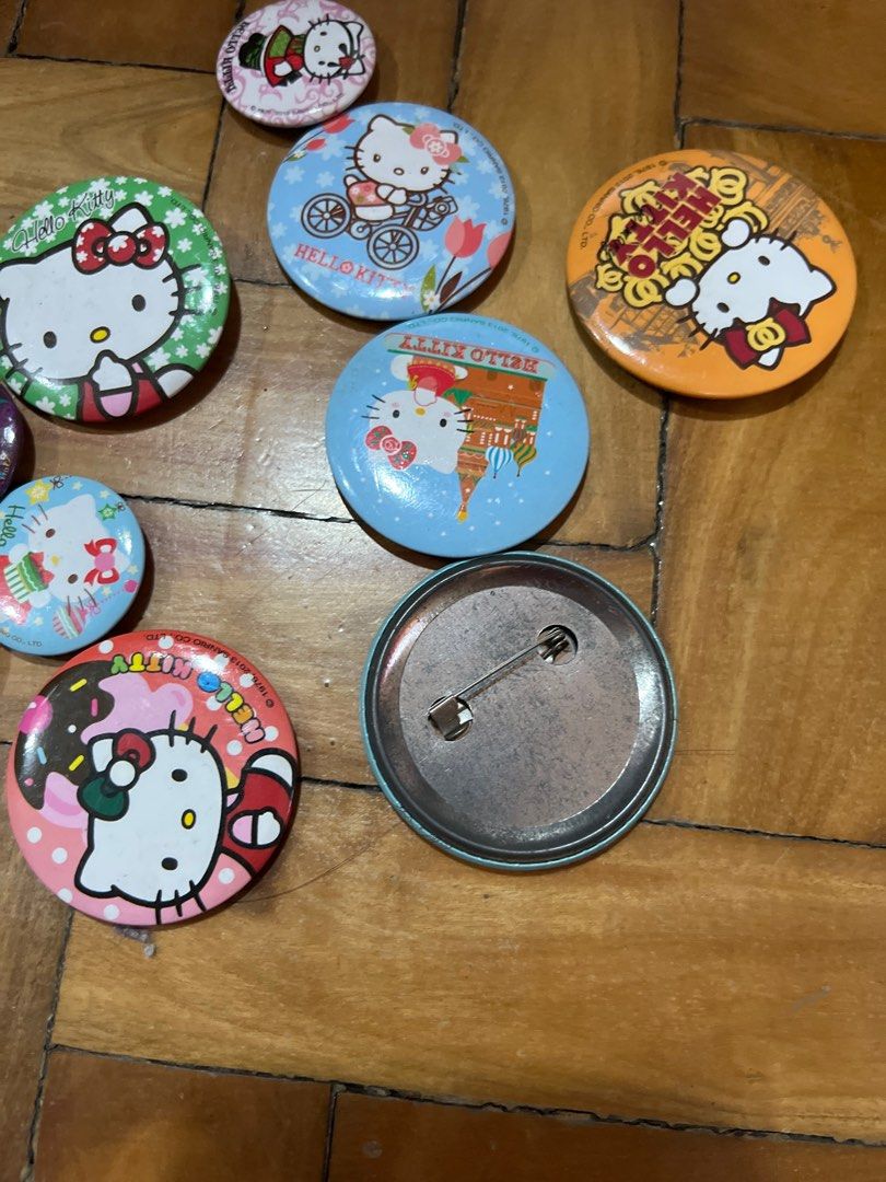 Hello kitty Pins on Carousell