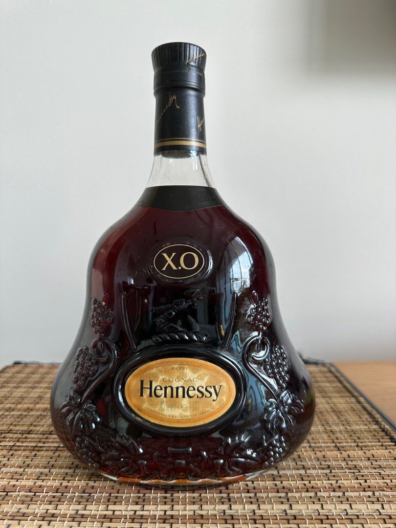 Hennessy XO, Food & Drinks, Alcoholic Beverages on Carousell