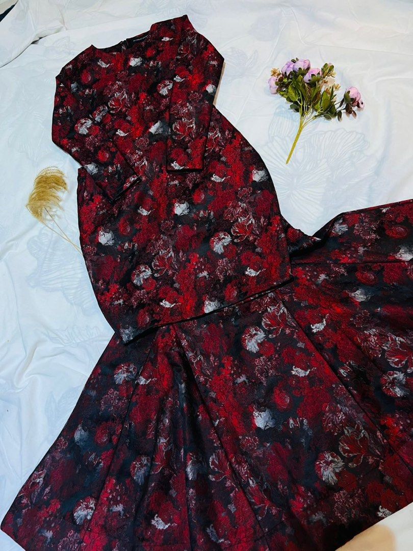 Hijabistahub Claire kurung, Women's Fashion, Muslimah Fashion, Baju ...