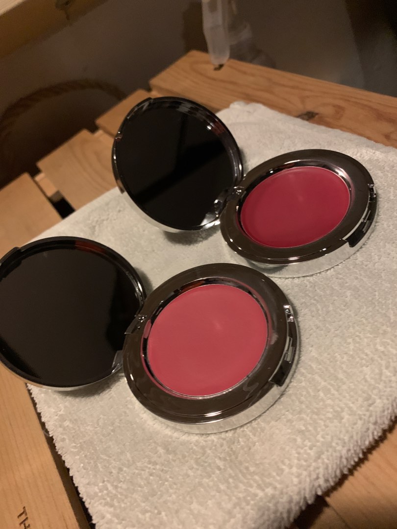 Issy & Co Blush, Beauty & Personal Care, Face, Makeup on Carousell