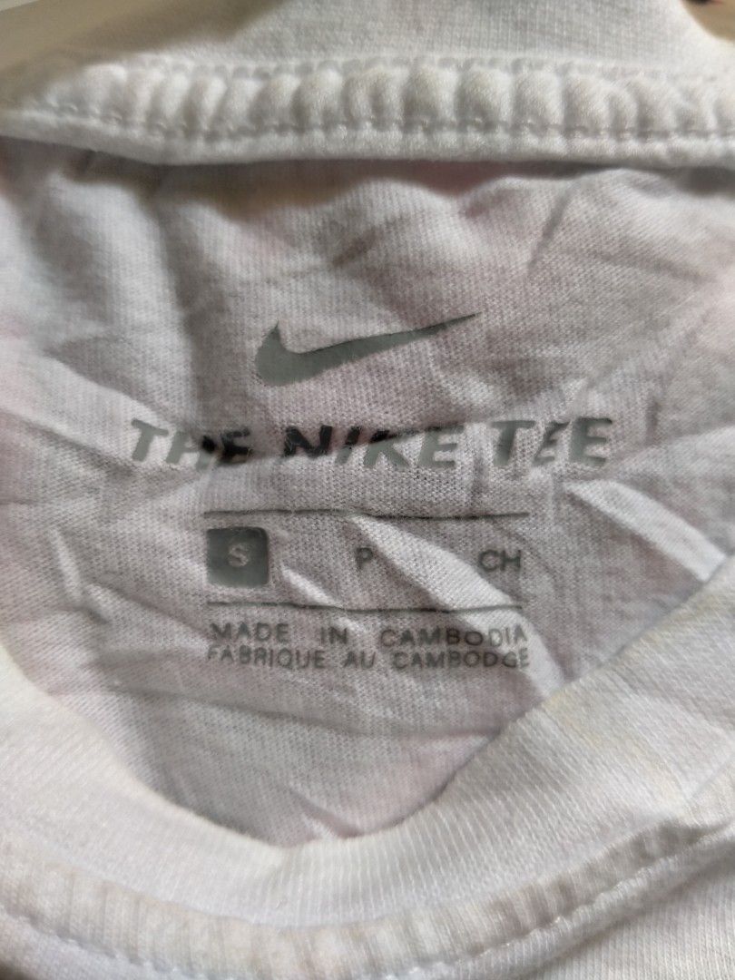 Kaos oblong nike bekas, Fesyen Pria, Pakaian , Atasan di Carousell Kaos oblong nike bekas, Fesyen Pria, Pakaian , Atasan di Carousell