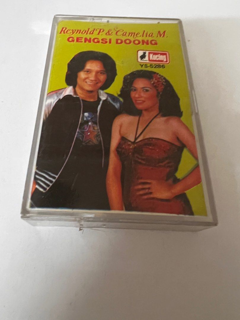 Kaset Reynold P & Camelia M - gengsi doong pop rock klasik melayu ...