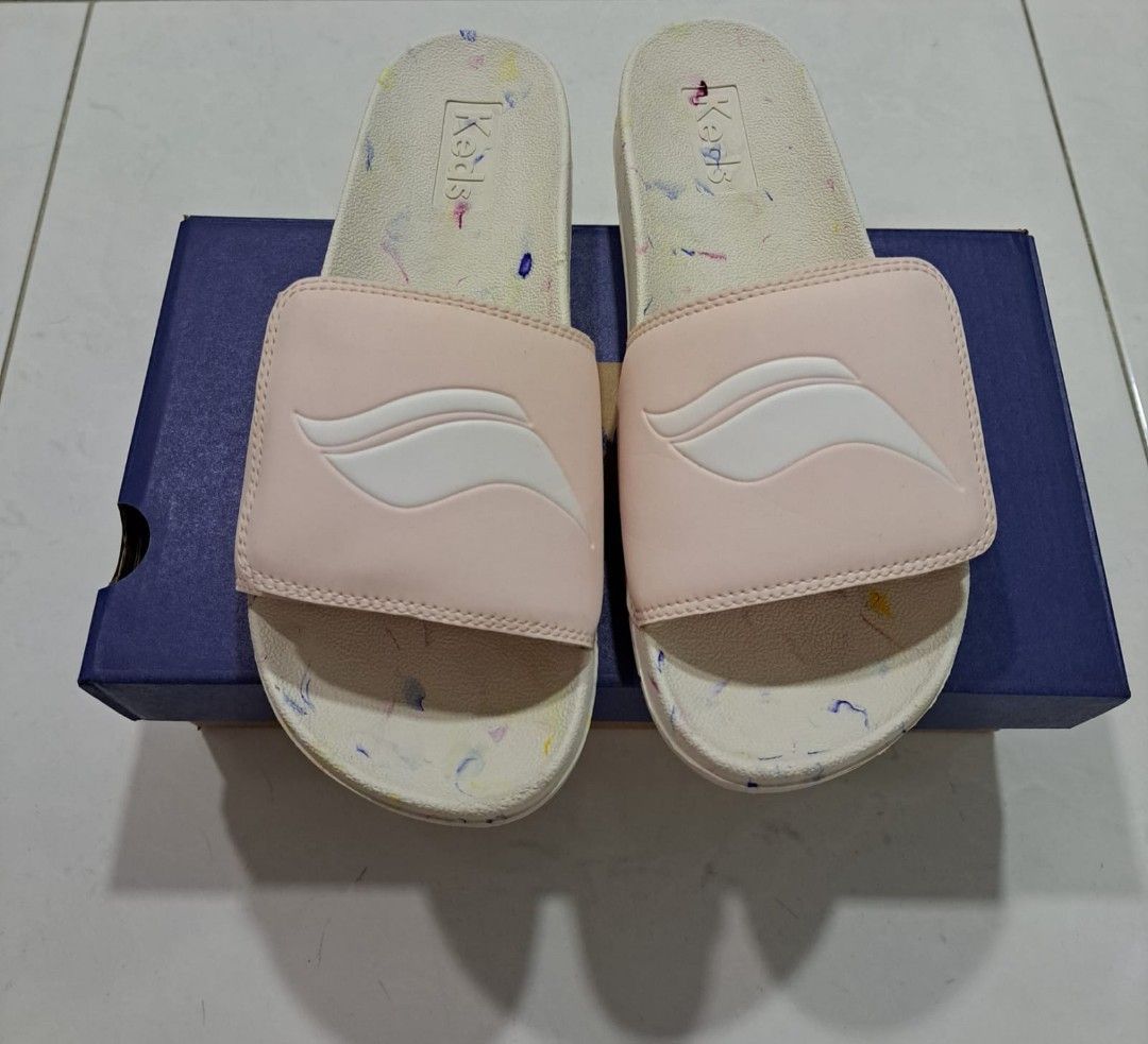 Keds slides, Men's Fashion, Footwear, Flipflops and Slides on Carousell