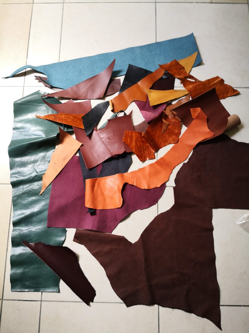 Leather scraps/1kg, Hobbies & Toys, Stationery & Craft, Craft Supplies ...