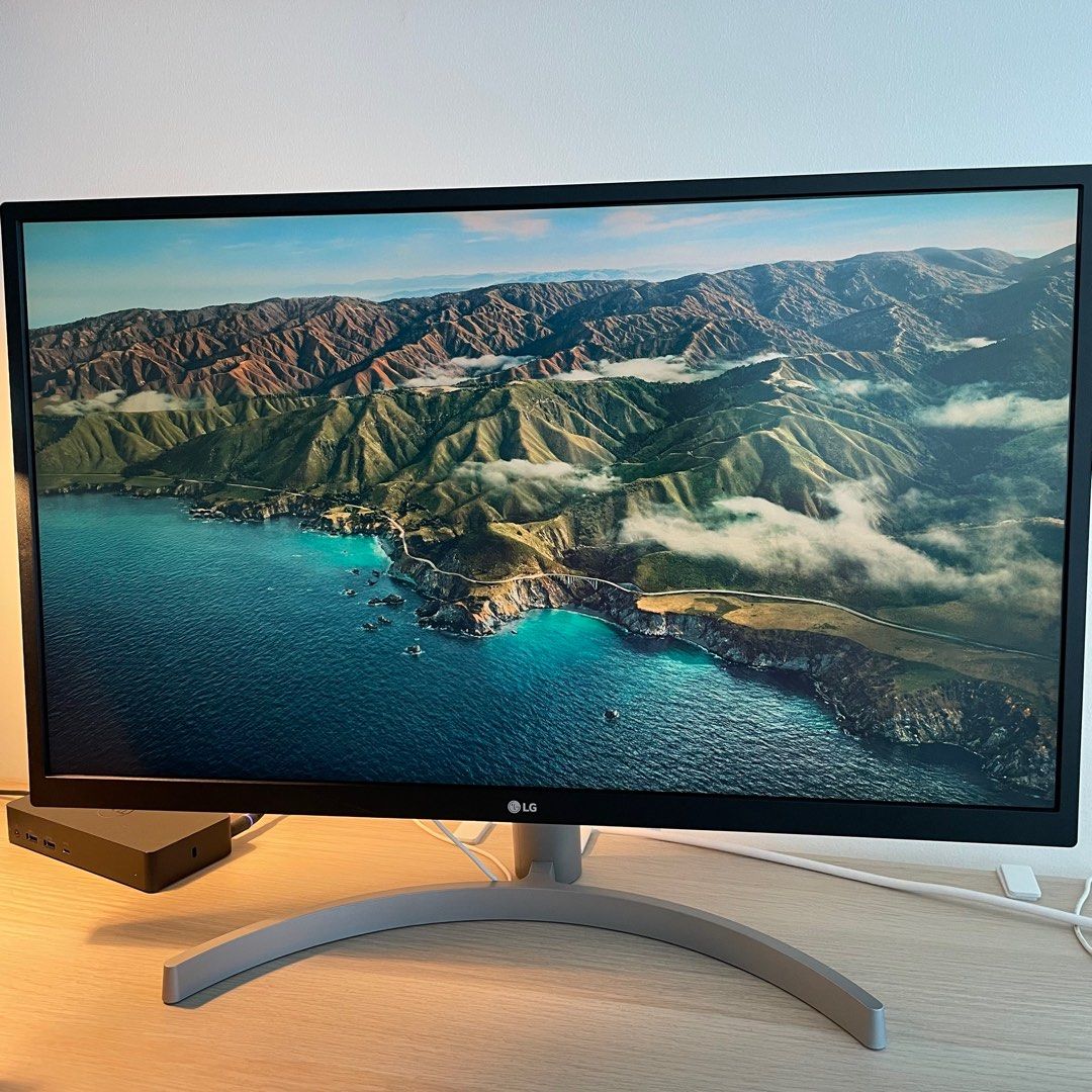 LG UHD Monitor 4K 27UL500 (x2 monitors), Computers & Tech, Parts ...
