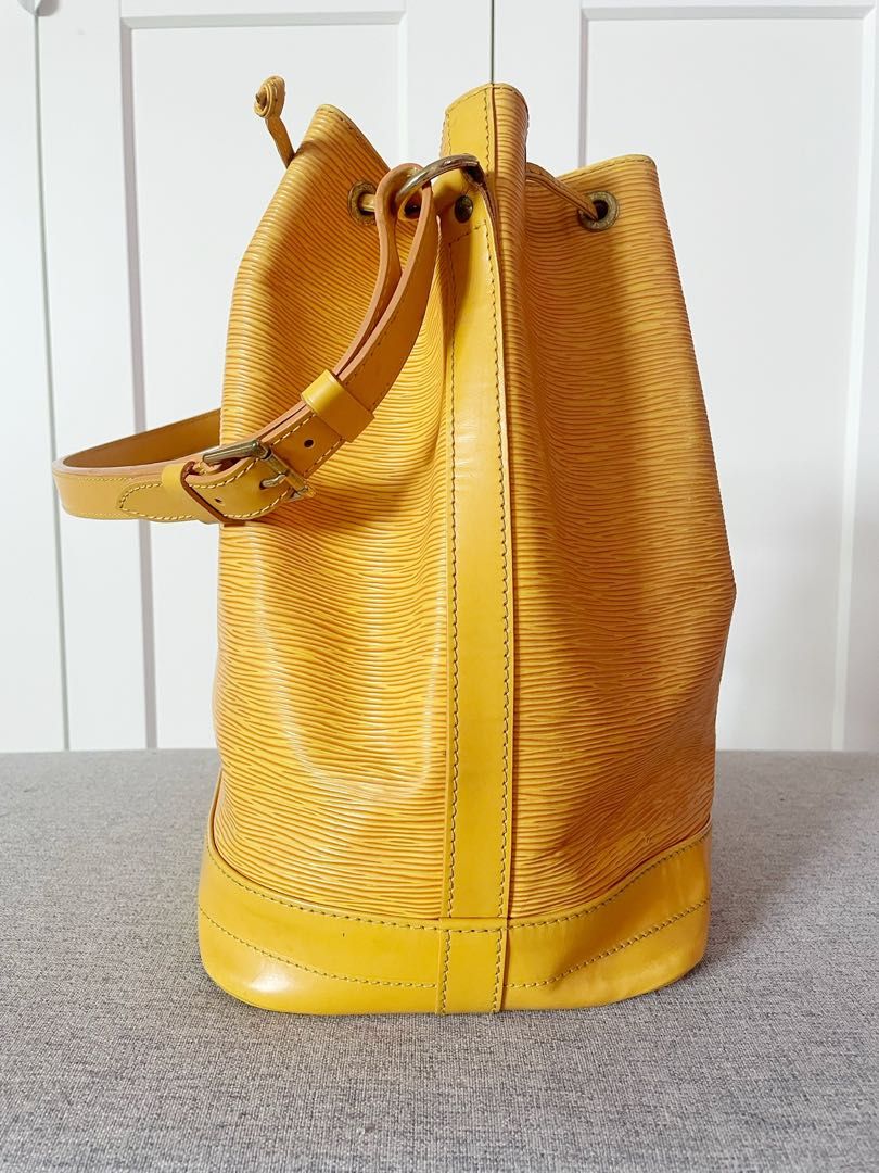 LV Louis Vuitton Noe Bucket Bag in Epi Leather GM, Luxury, Bags ...