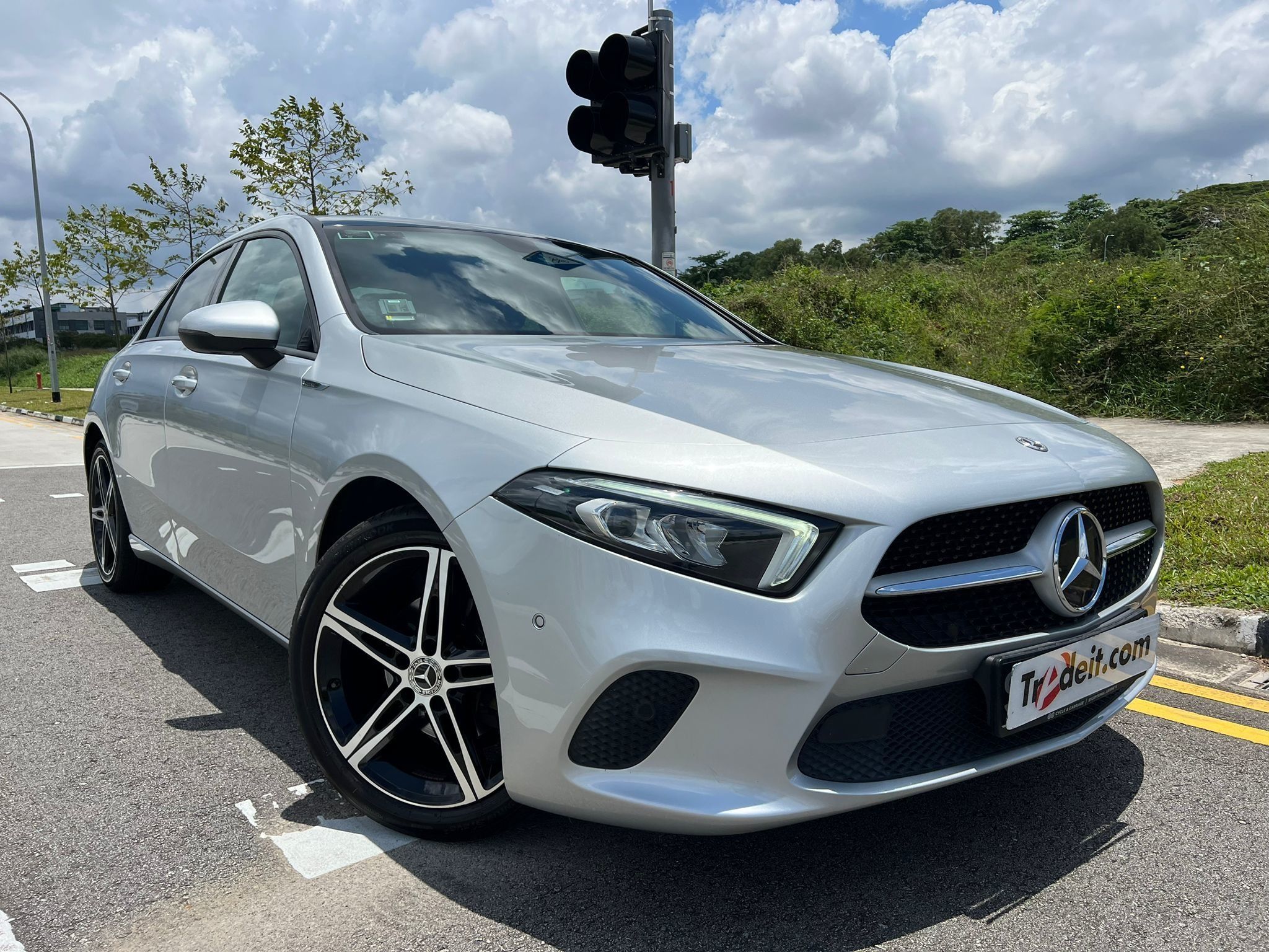 MERCEDES BENZ A180 SALOON PROGRESSIVE, Cars, Used Cars on Carousell