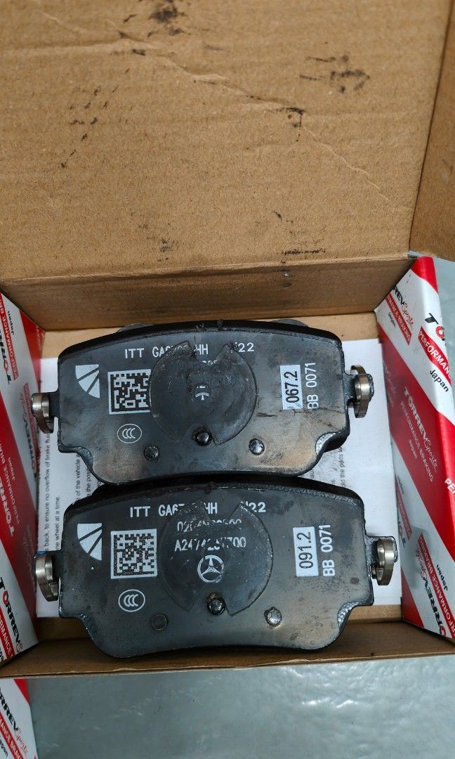 Mercedes-Benz GLB180 stock brake pads - front & back, Car Accessories ...