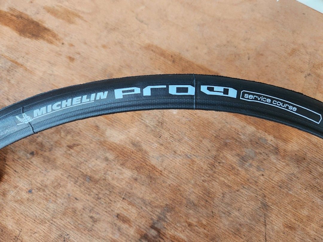 Michelin Pro4 700x25c Tire, Sports Equipment, Bicycles & Parts, Parts ...
