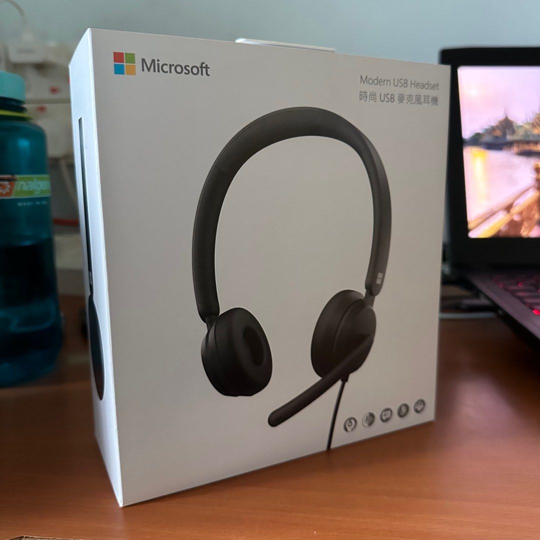 Microsoft Modern USB Headset, Audio, Headphones & Headsets on Carousell
