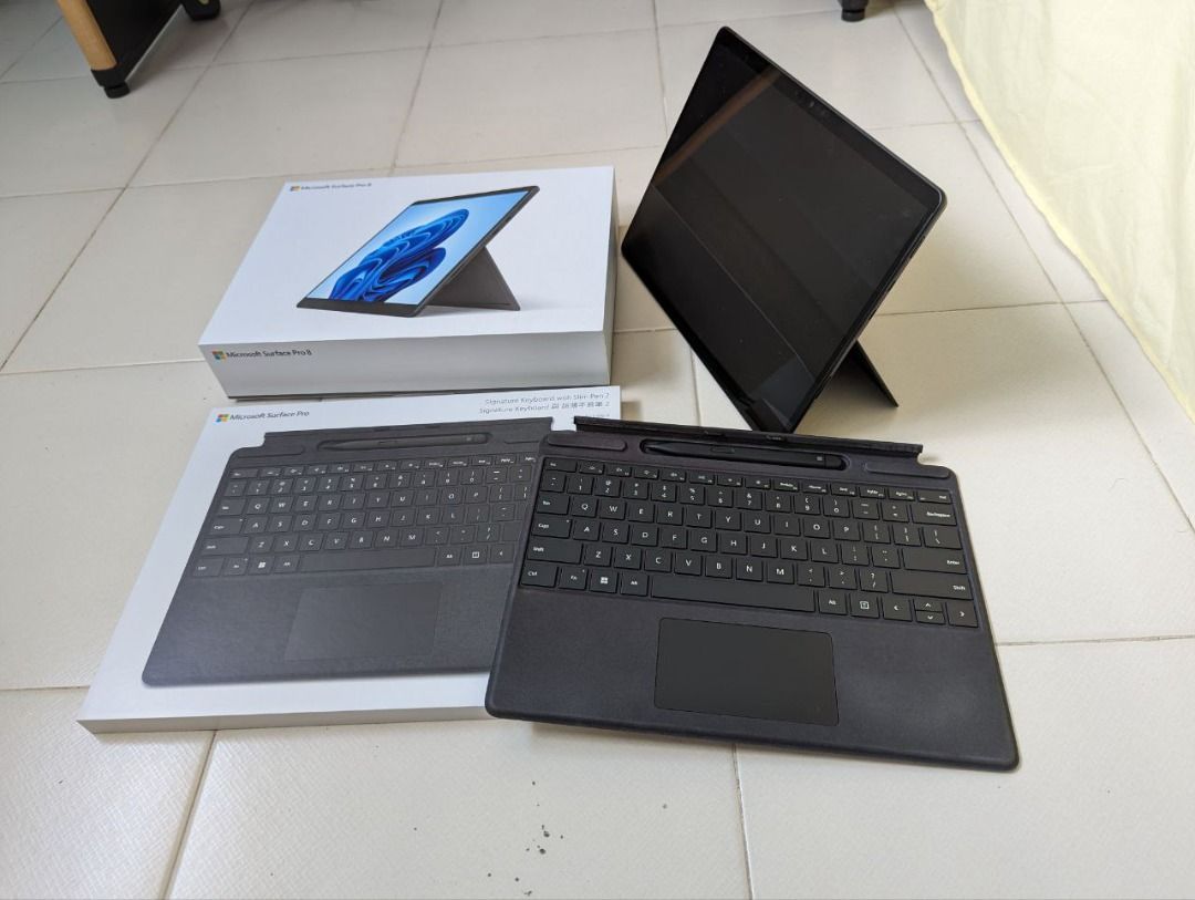 Microsoft Surface Pro 8, i7, 16GB, 256GB with keyboard and pen ...