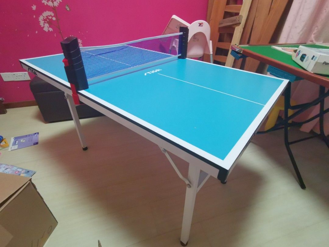 Mini Stiga folderble table tennis table, Sports Equipment, Sports ...