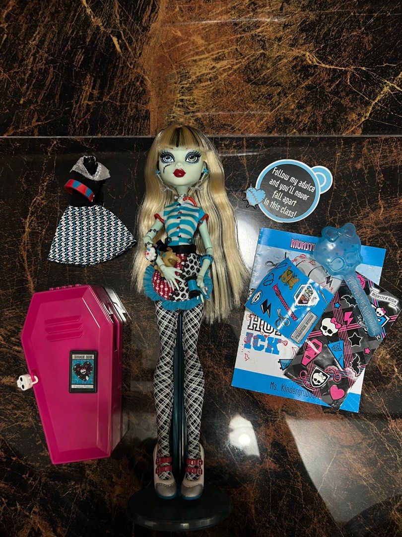 Monster High Home-ick Frankie, Hobbies & Toys, Toys & Games on Carousell