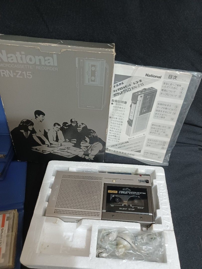 National RN-Z15 迷你磁帶機 錄音機 原裝日本產 收藏品精緻播放機 ＋OLYMPUS迷你卡帶12個（全新）#龍年行大運, 耳機及錄音音訊設備, 錄音機在旋轉拍賣