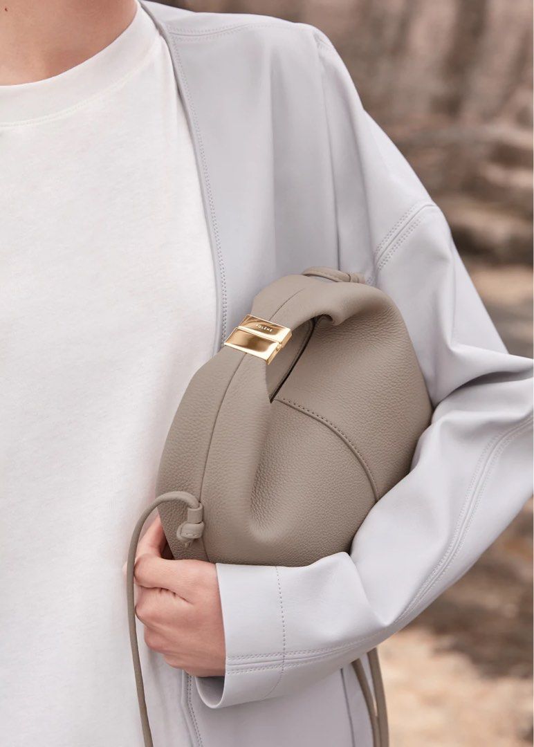 Polene Beri Bag in Textured Taupe, Women's Fashion, Bags & Wallets ...