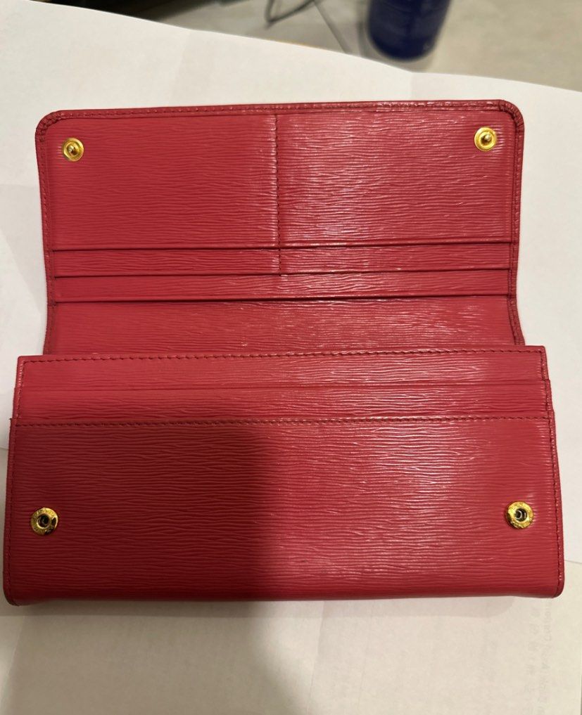Prada Wallet ( Classy & Feminine), Luxury, Bags & Wallets on Carousell