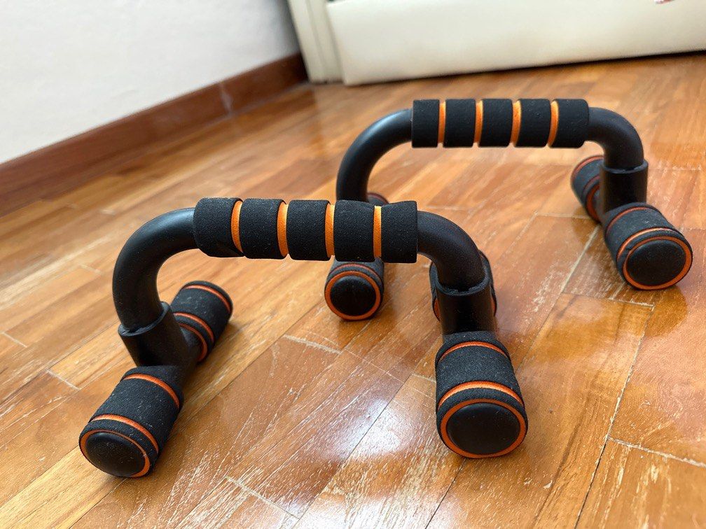 Push up bars, Sports Equipment, Exercise & Fitness, Toning & Stretching ...