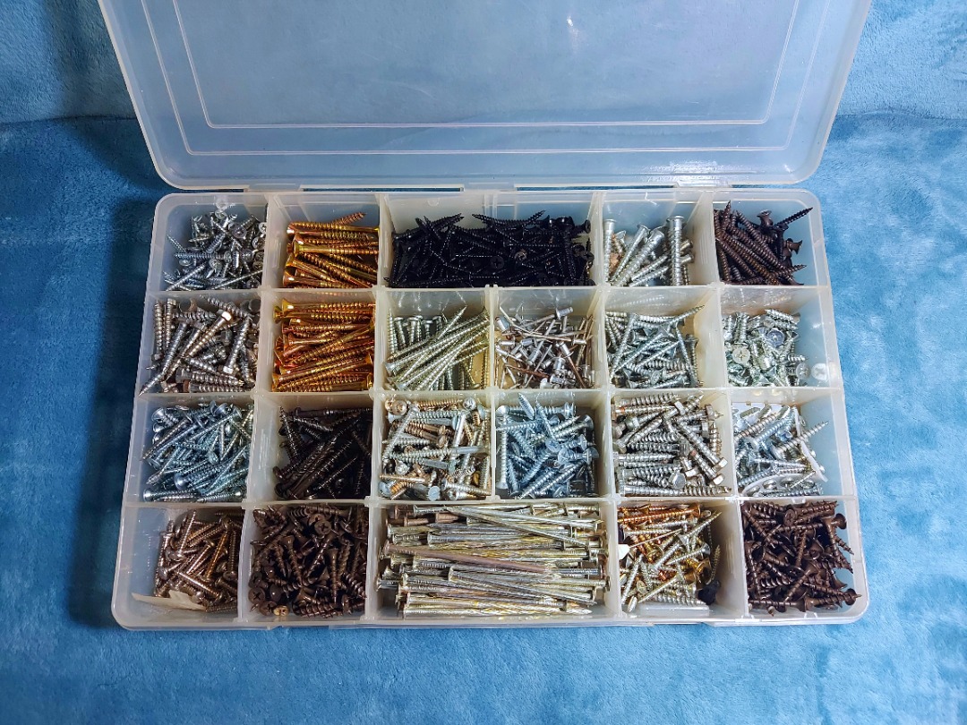 Screw wood & Nails - Big set with container 5kg on Carousell