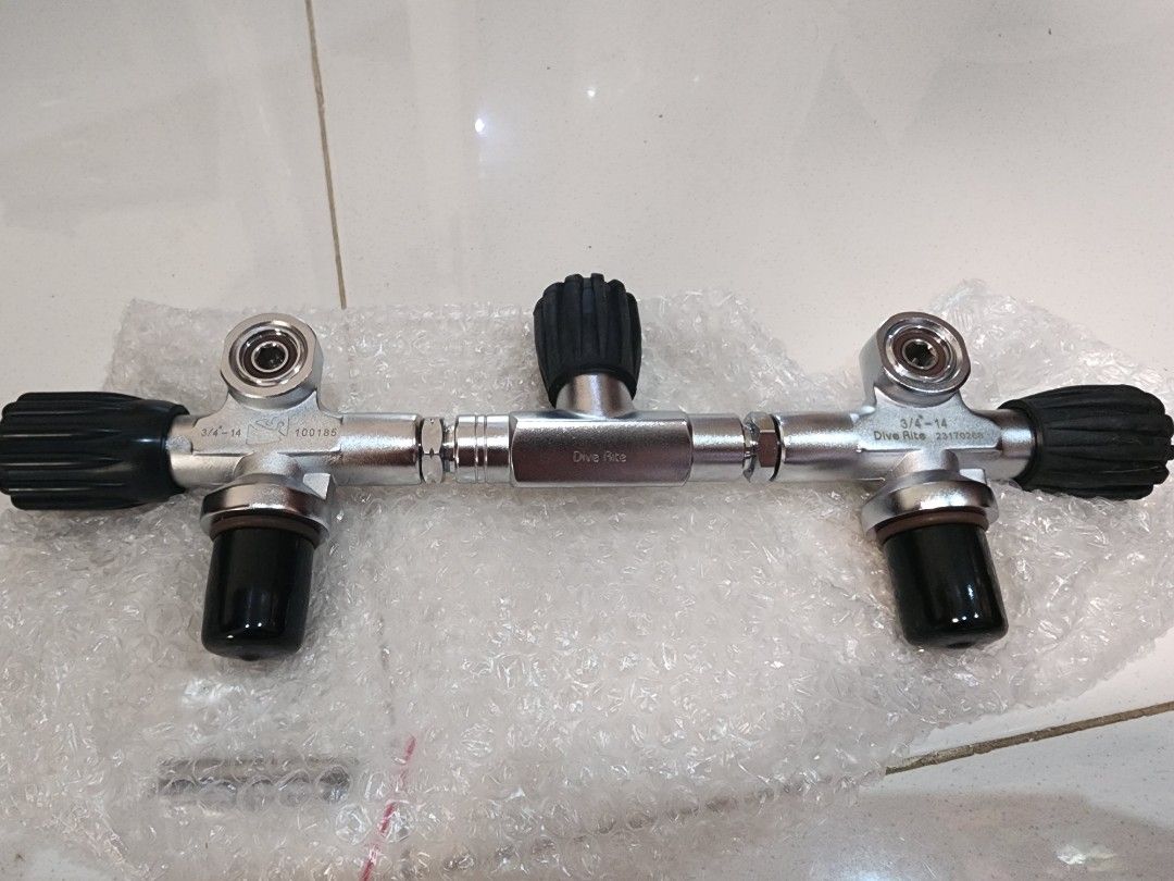 Scuba Twin Manifold, Sports Equipment, Sports & Games, Water Sports on ...