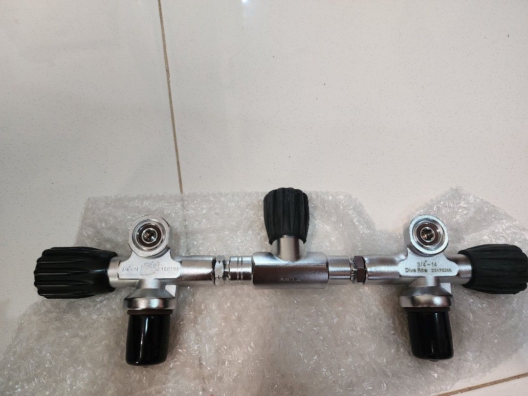 Scuba Twin Manifold, Sports Equipment, Sports & Games, Water Sports on ...