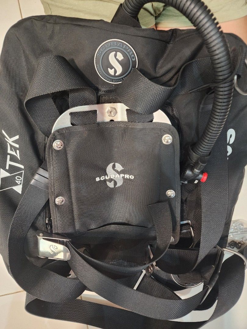 Scuba twin tank wing and backplate, Sports Equipment, Sports & Games ...