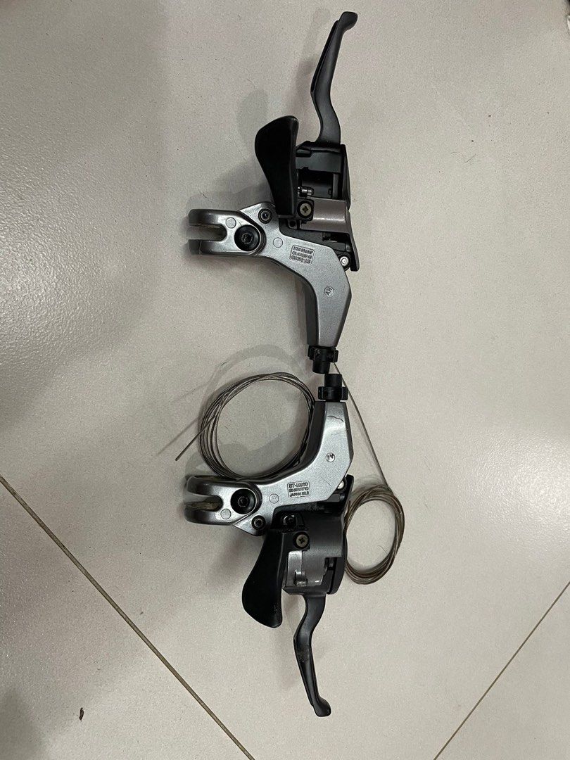Shimano XTR M960 3x9 speed Brake Levers, Sports Equipment, Bicycles ...