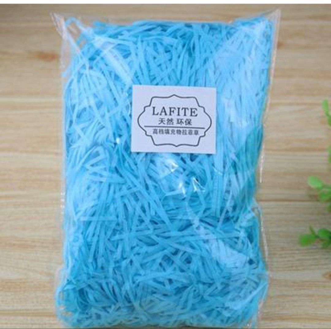 Shredded paper, Hobbies & Toys, Stationery & Craft, Craft Supplies ...