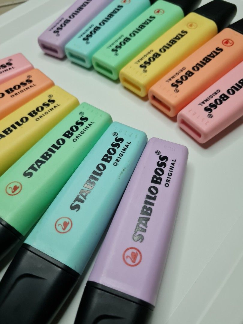 Stabilo pastel highlighter set (12pcs) on Carousell