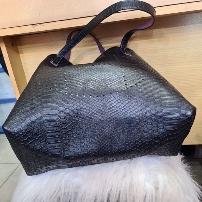 TAS HERMES SNAKE SKIN MOTIF, Fesyen Wanita, Tas & Dompet di Carousell