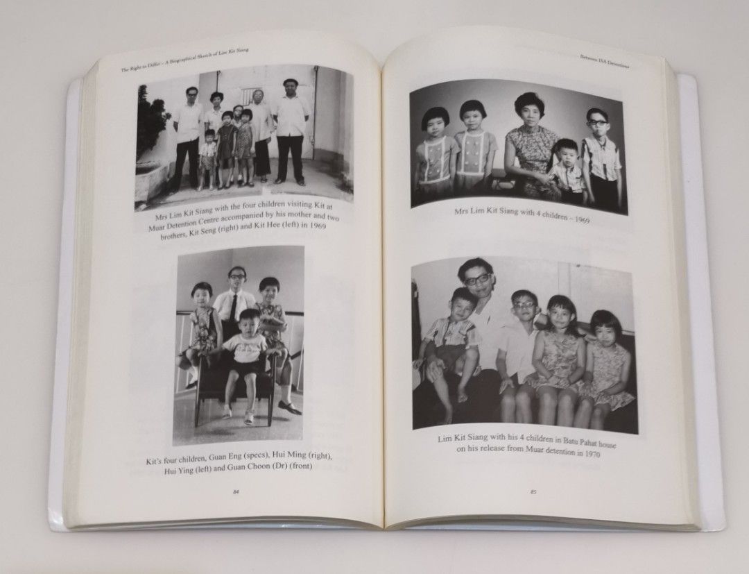 The Right to Differ. Biography of LIM KIT SIANG (with free DVD ...