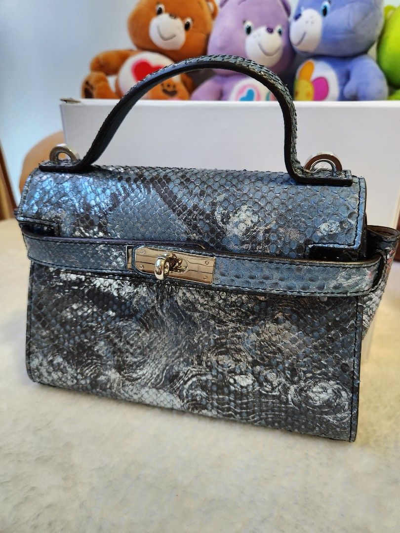 Tornabuoni aka Kelly 22 in real python skin, Women's Fashion, Bags ...