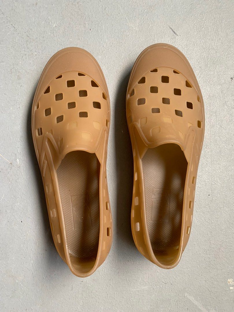 Vans Trek Slip on (Waterproof), Men's Fashion, Footwear, Sneakers on ...