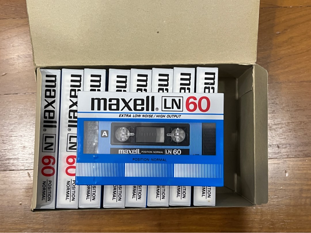 Vintage Maxell LN60 Cassette Tapes 9 pieces, Audio, Other Audio Equipment on Carousell
