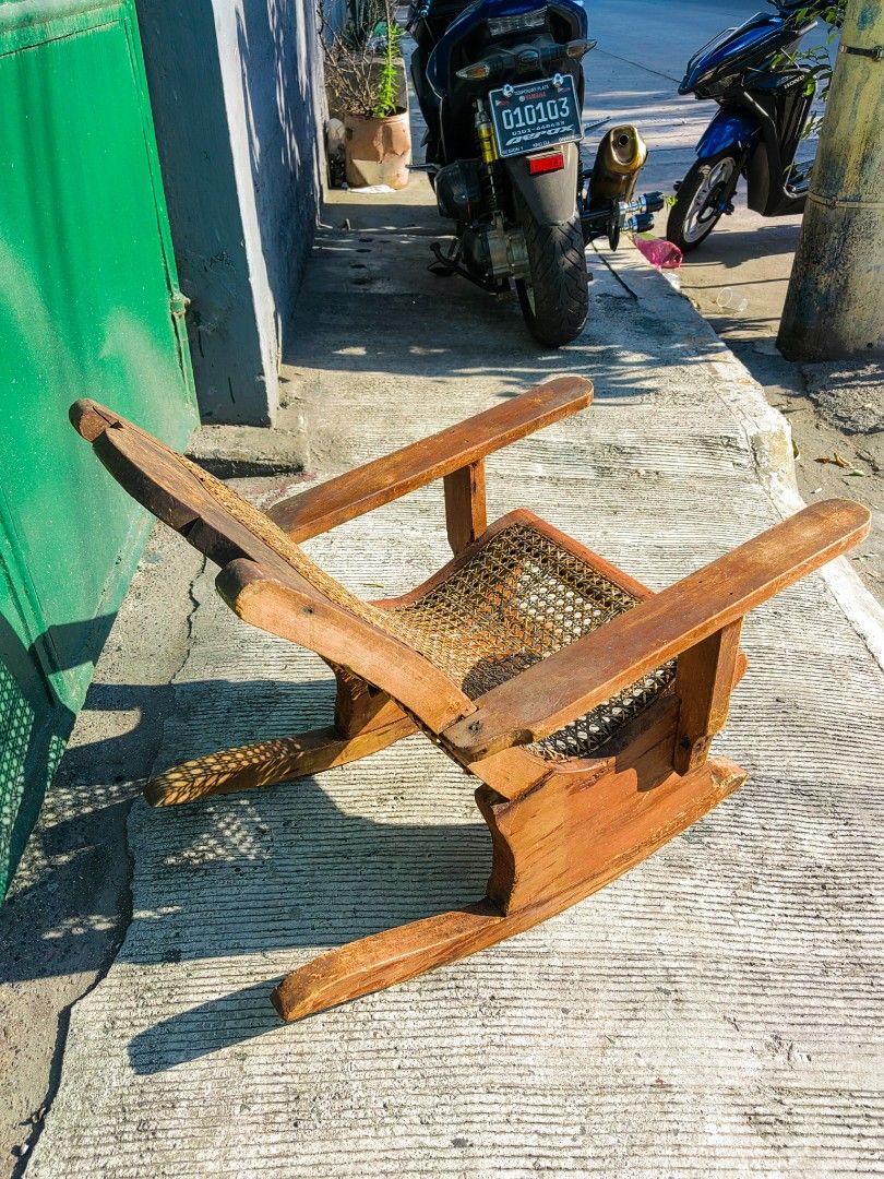 Vintage Small Size Kiddie Butaka Solihiya Rocking Chair, Hobbies & Toys ...