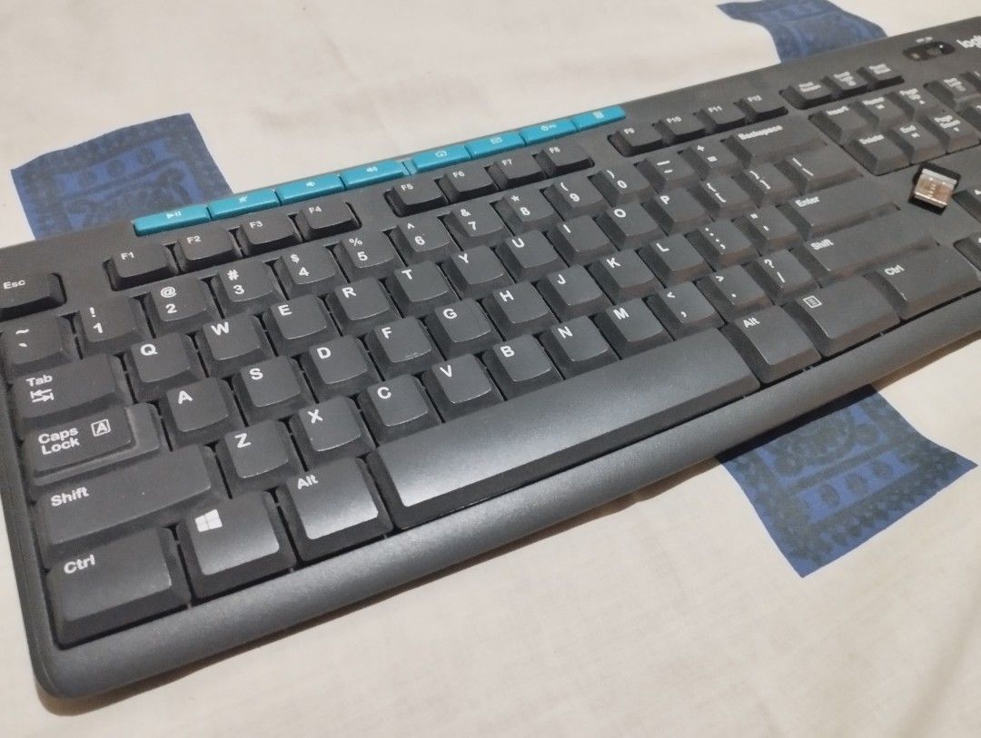 Wireless Keyboard Bluetooth Logitech Computers And Tech Parts And Accessories Computer Keyboard