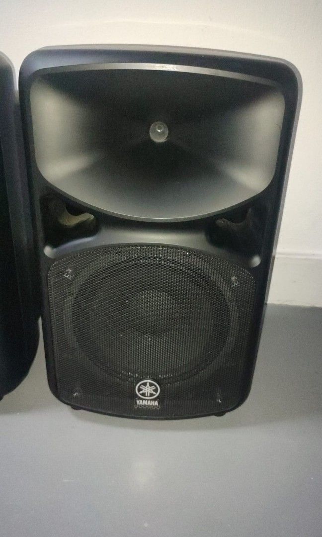 Yamaha model number Dual speaker (Comes with Harbbox and 1x Stand ...