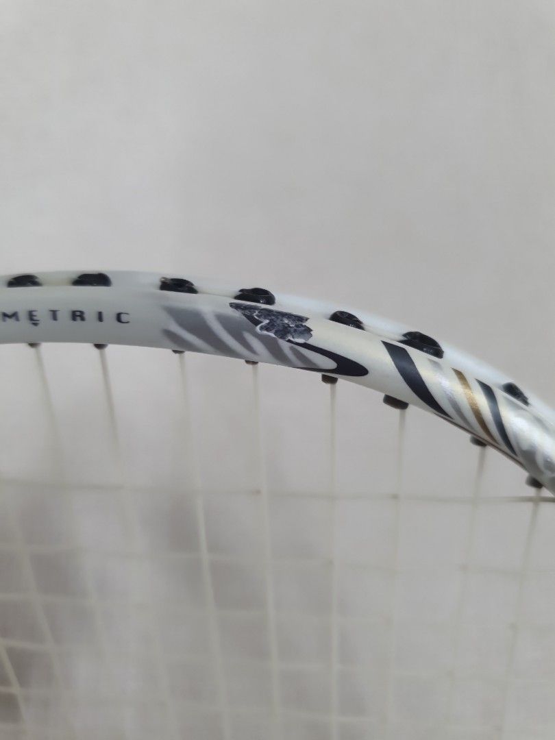 Yonex Voltric 80 Peter Gade VT80PG, Sports Equipment, Sports & Games ...