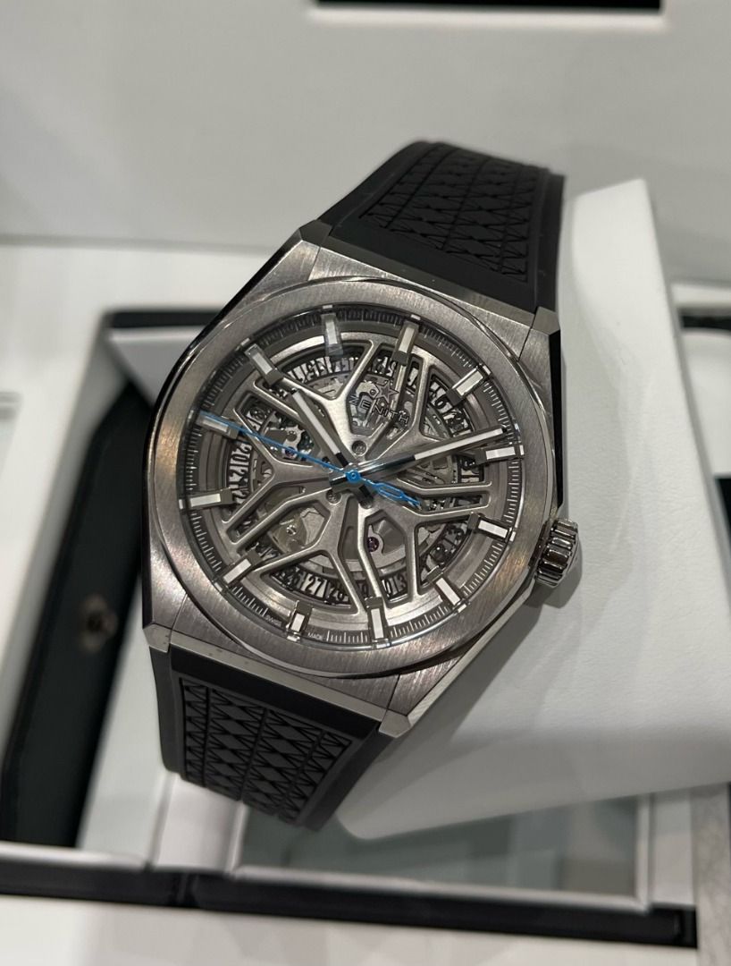 Zenith Defy Classic Titanium Range Rover Limited Edition 200 pcs 95. ...