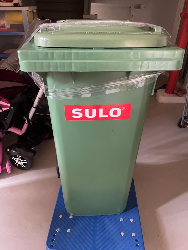 120 Litres 2 wheel bin, Furniture & Home Living, Cleaning & Homecare ...