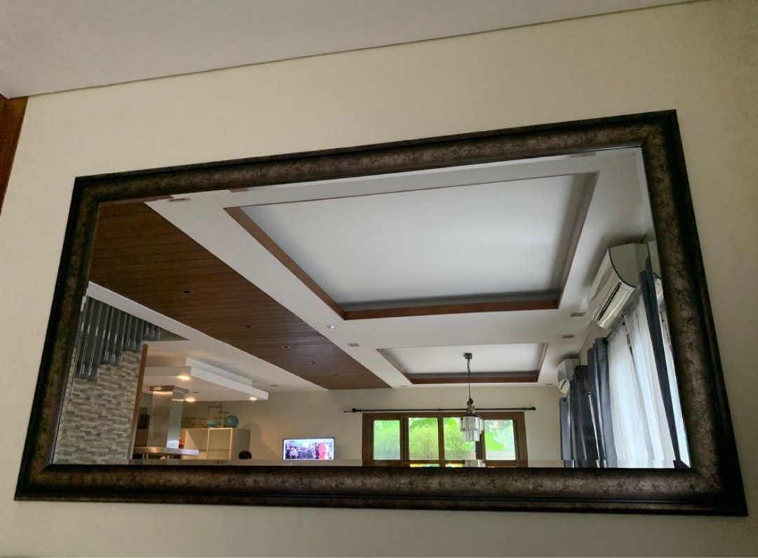 8x5 feet Mirror, Furniture & Home Living, Home Decor, Mirrors on Carousell