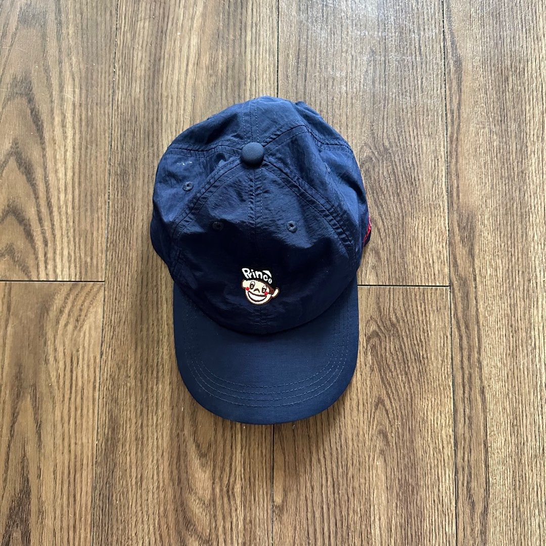 近全新 niko and … 王子麵鴨舌帽, 她的時尚, 手錶及配件, 帽子在旋轉拍賣