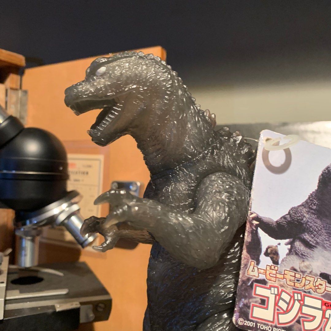バンダイ｜BANDAI ムービーモンスターシリーズ ゴジラ 2002 劇場限定 GMK 白眼哥吉拉 / 01’哥吉拉 黑色透明, 興趣及遊戲 ...