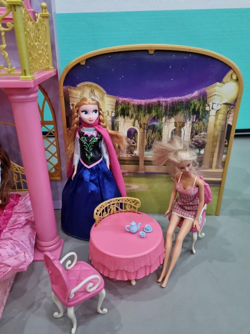 Barbie Castle Doll House, Hobbies & Toys, Toys & Games on Carousell