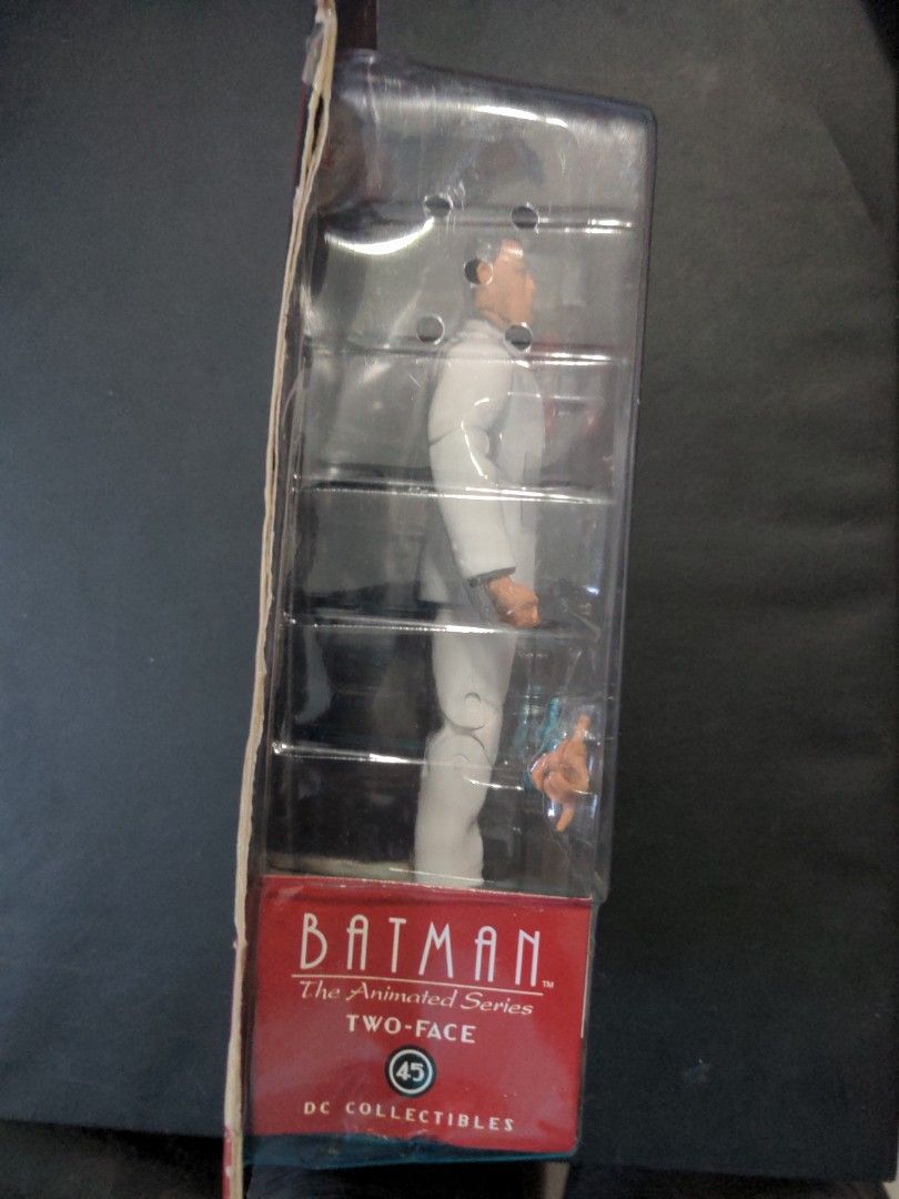 Batman The Animated Series Two-Face Action Figure 45, Hobbies & Toys ...