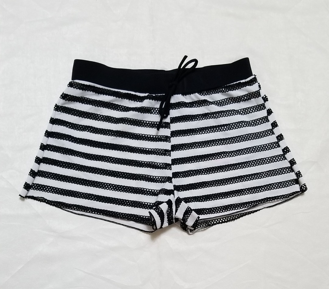 Black And White Mesh Swimsuit Cover Up Preloved On Carousell