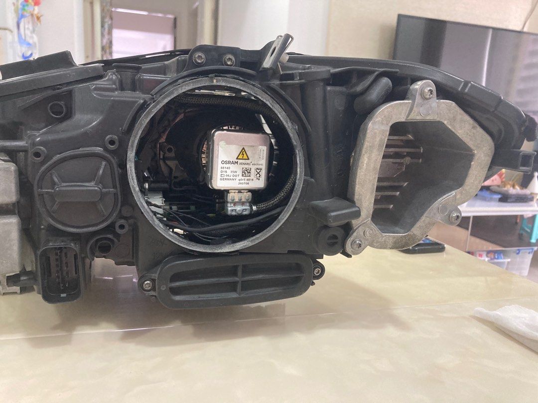 BMW F10 stock headlight (Xenon) w/o control module (Right Side only ...