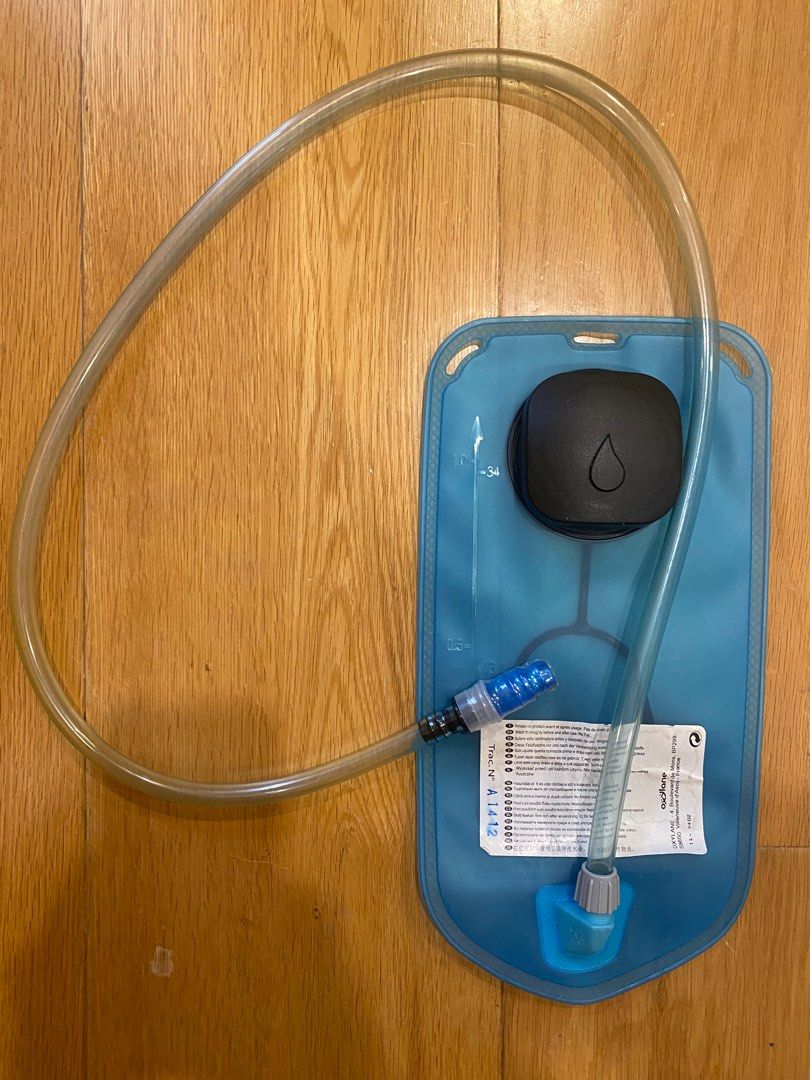 To bless - BN 1 Litre Water Bladder Decathlon, Sports Equipment, Other ...