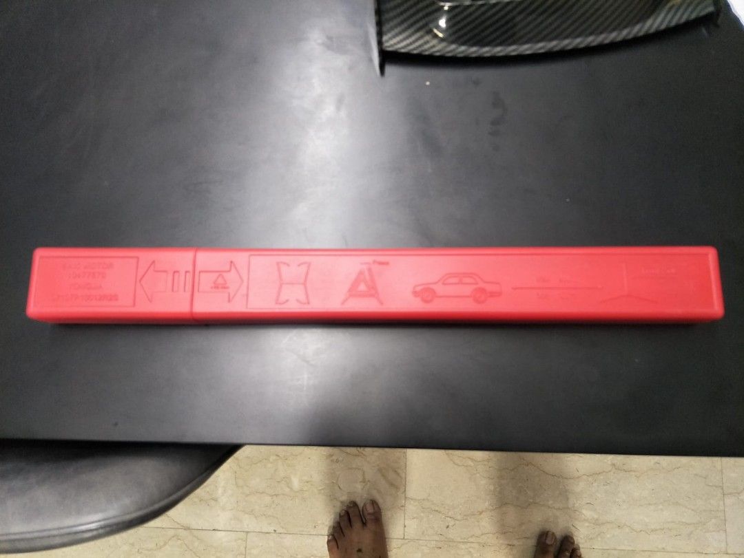 Breakdown Sign, Car Accessories, Accessories on Carousell