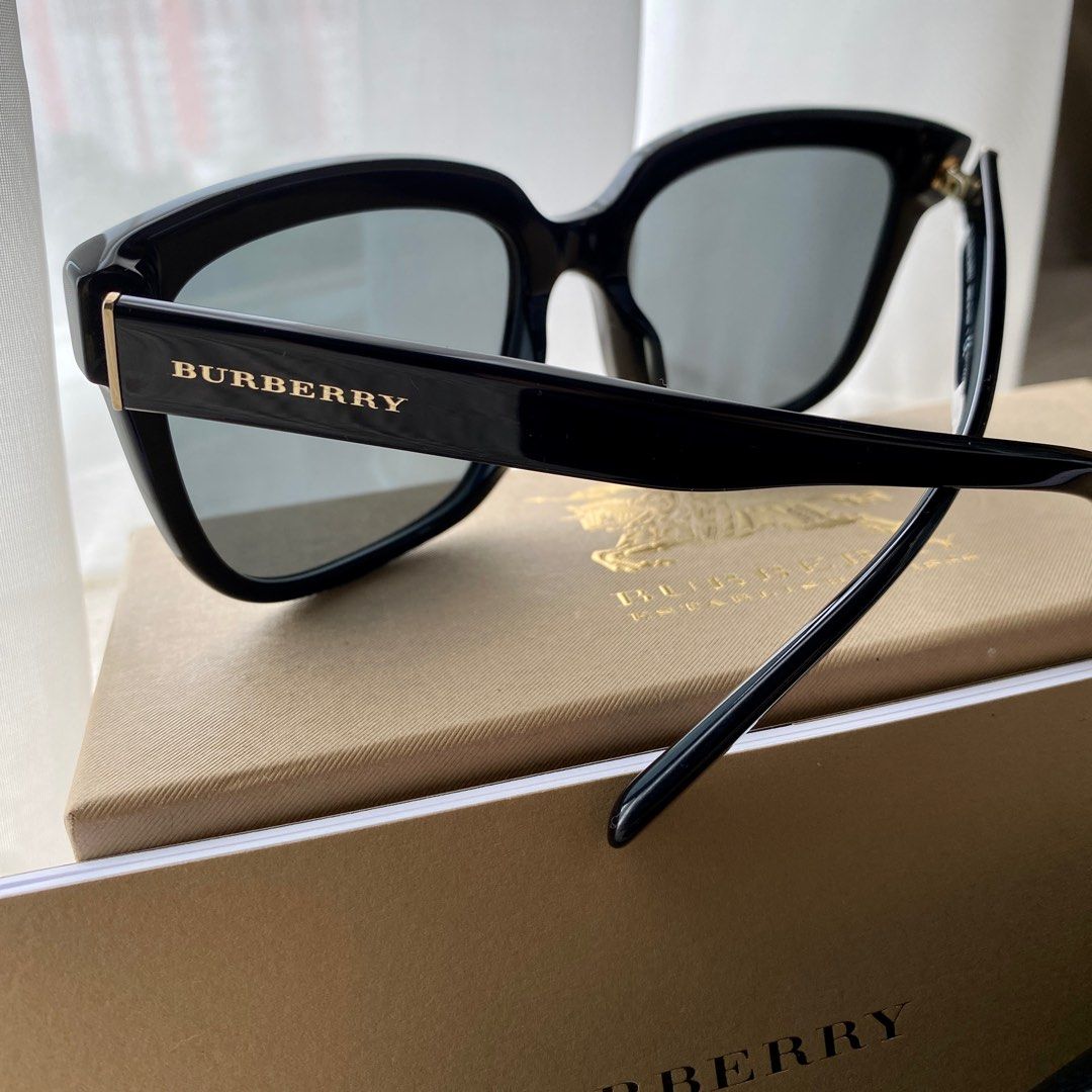 Burberry Sunglasses, Women's Fashion, Watches & Accessories, Sunglasses ...
